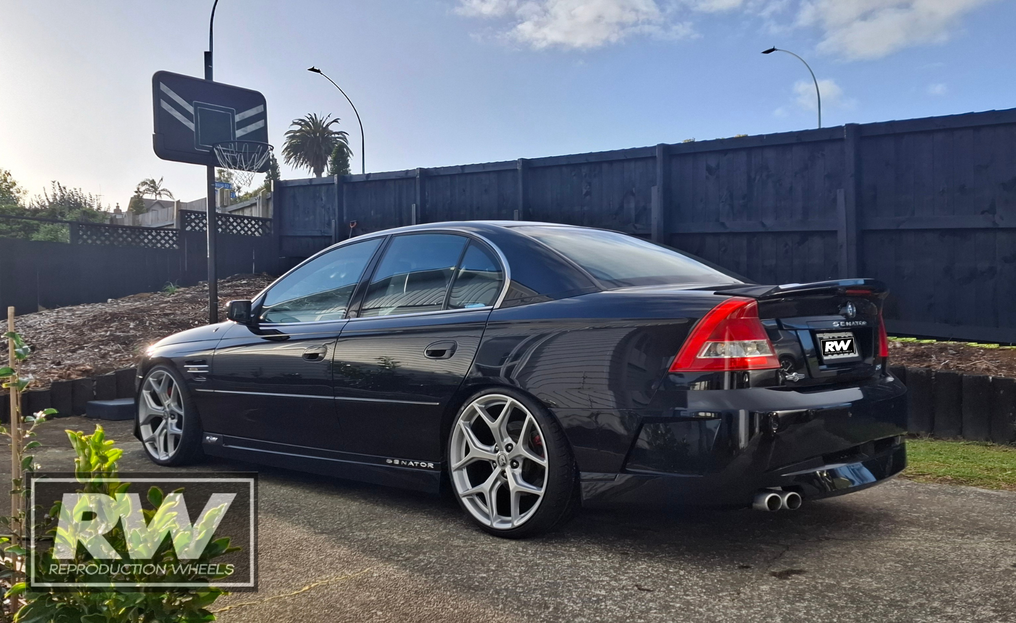 GEN-F2 GTSR SV Panorama 20 inch Dark S | OEM-Style Wheels NZ ...